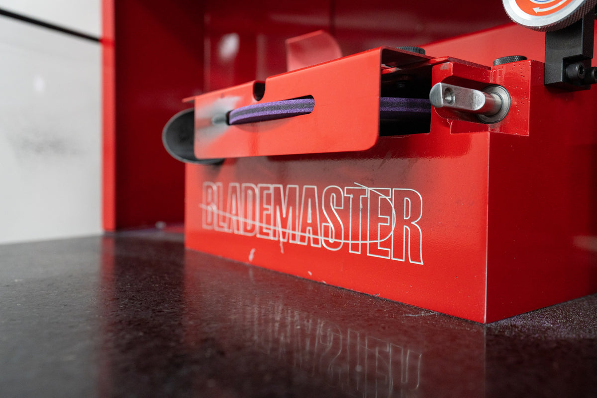 SKATE SHARPENER WITH SH2000 HOLDER - BENCH MODEL (SPB850) – Blademaster